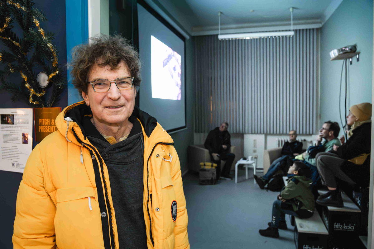 Ully Schneider | on ARTIVO